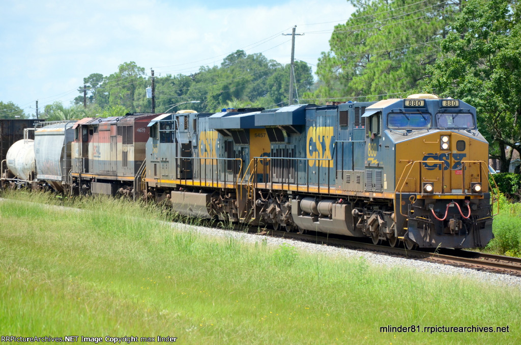 CSX 880